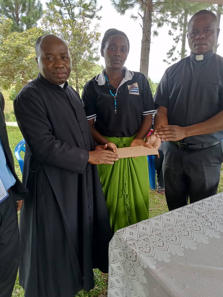 All communicators in the Diocese of Kasese urged to work in unity ...