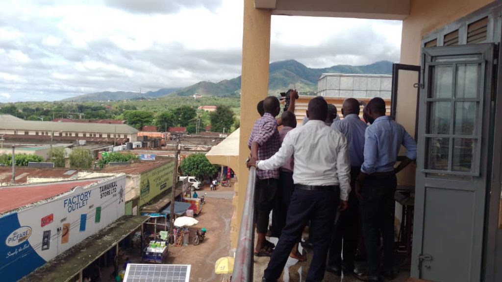 Kasese main market is leaking - Kasese Guide Radio