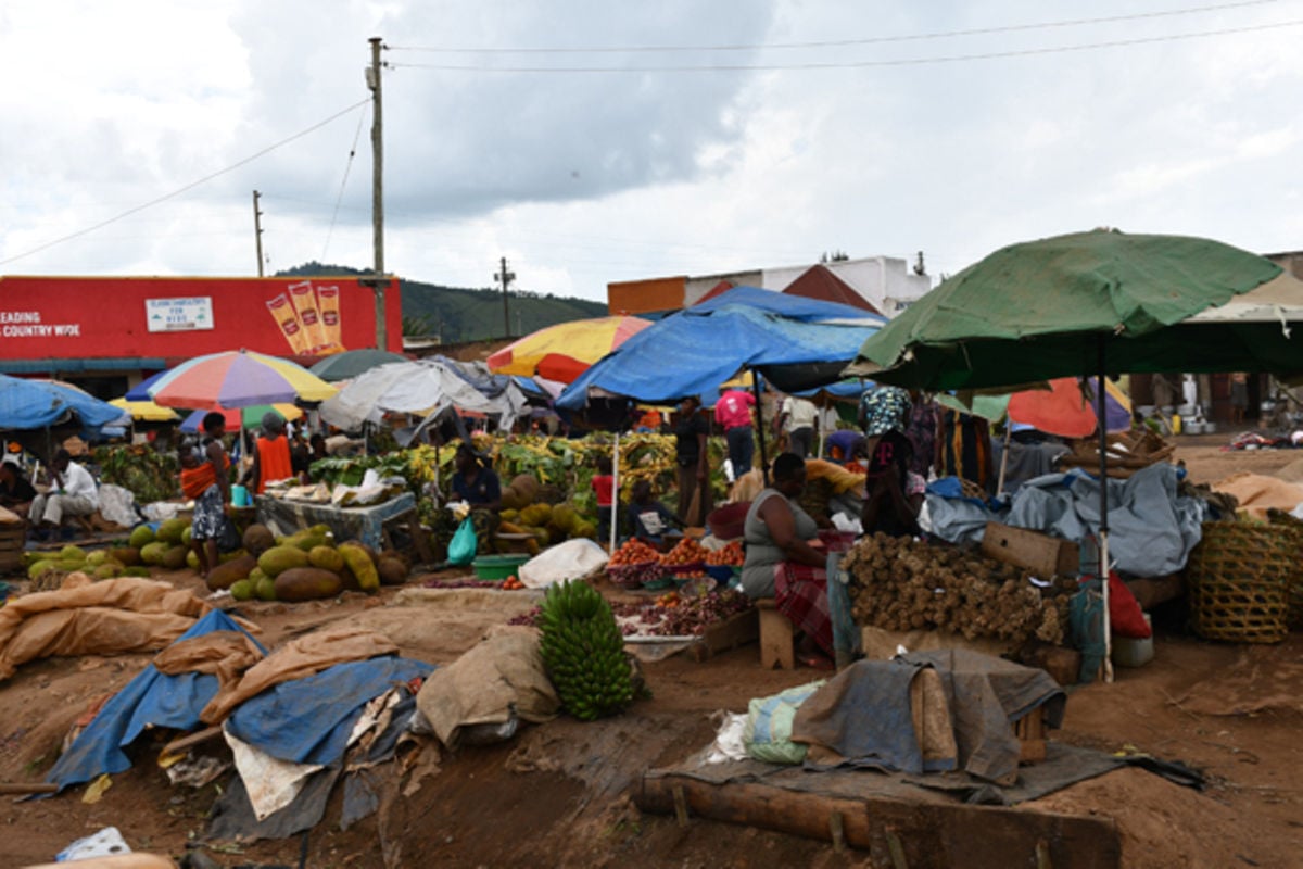 Kiburara market vendors needs a permanent waterborne toilet - Kasese ...